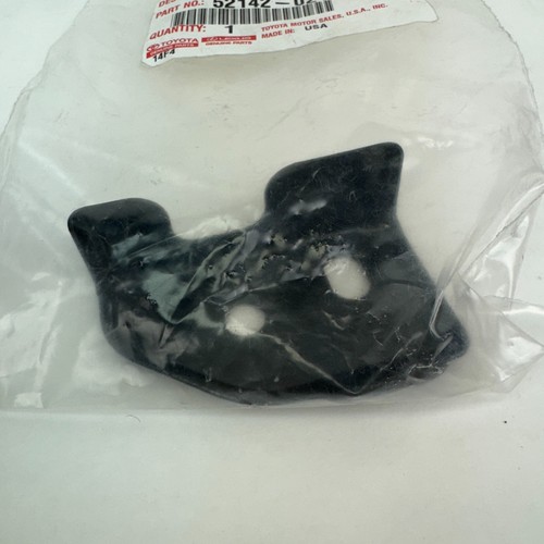2009 - 2013 Toyota Corolla Front Left Energy Absorber Mount Bracket ...