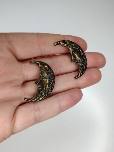Vintage Stamped Brass Wizard Crescent Moon Earrings Sorcerer Magical ⭐ ...