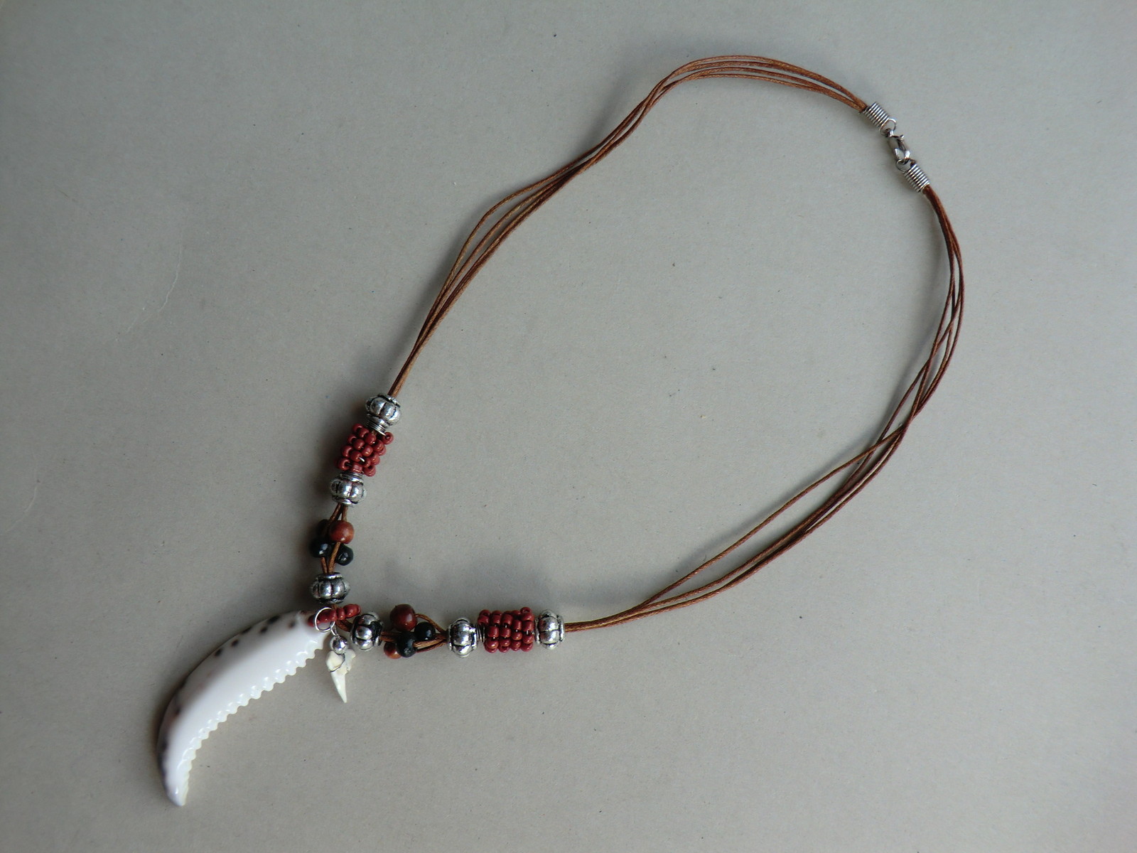 Halskette Kette Tigerzahn Raubtierzahn Surfer Muschel Shell Kokos Holz ...