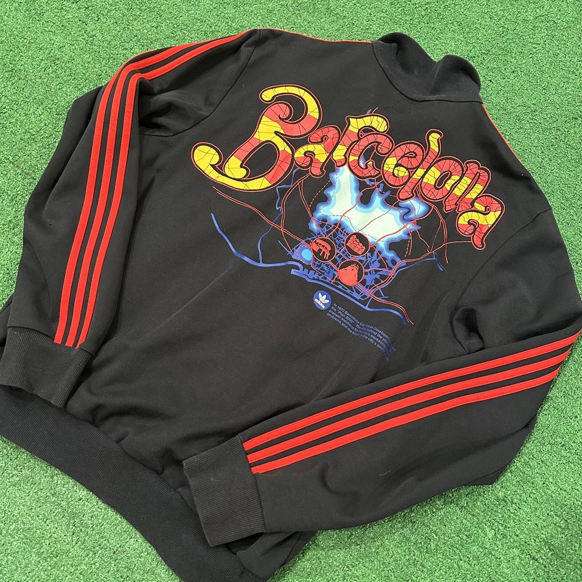 Vintage Adidas Barcelona City Series 2006 Track Jacket (XL Vintage Adidas Barcelona City Series 2006 Track Jacket (XL