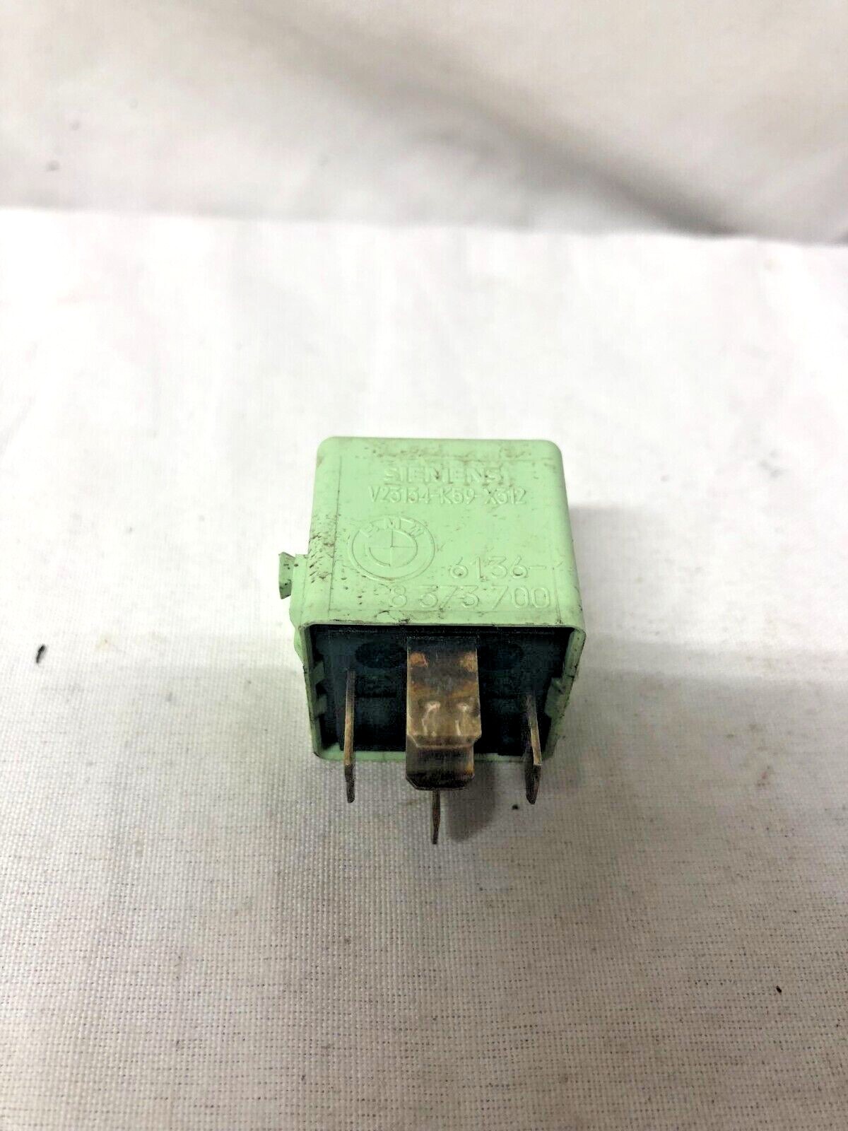 BMW GENUINE MULTI PURPOSE WHITE GREEN FUSE RELAY PART # 8373700 E38 E39 ...