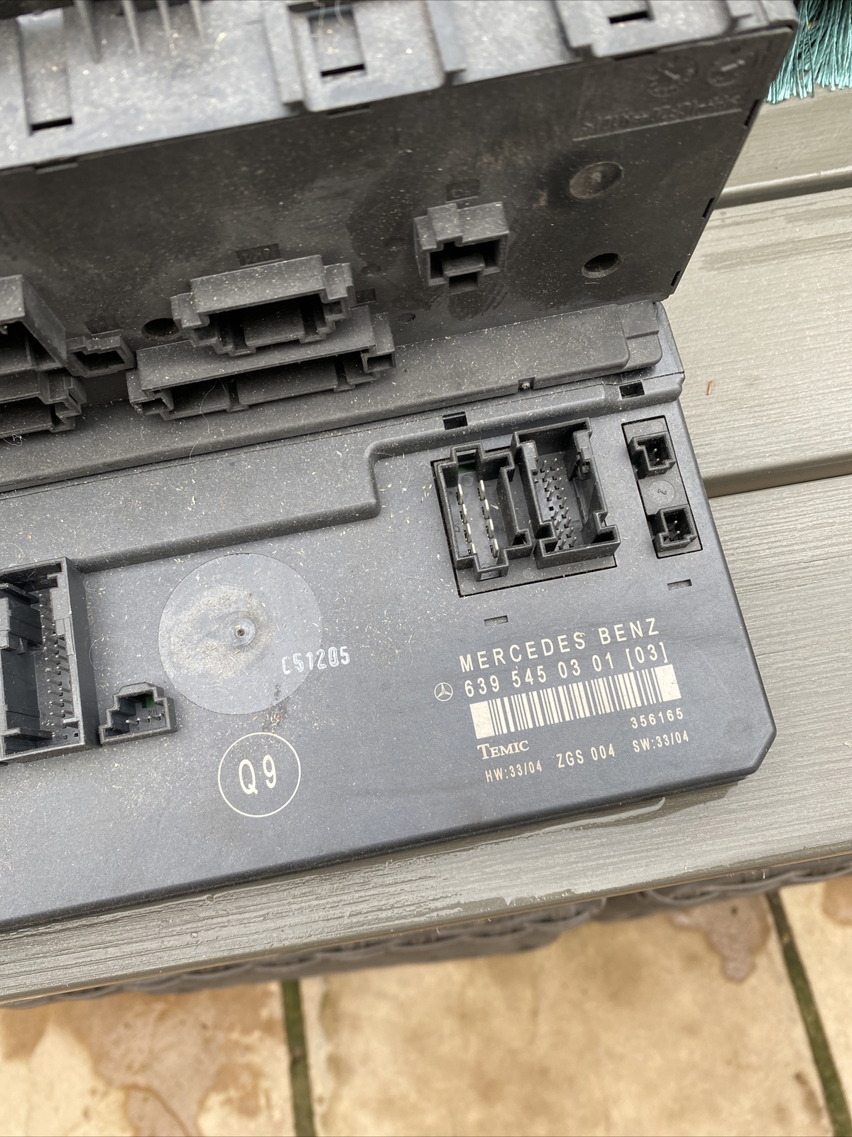 Mercedes-Benz C Class W203 Front Sam Unit Fuse Box - 0025459301 for ...