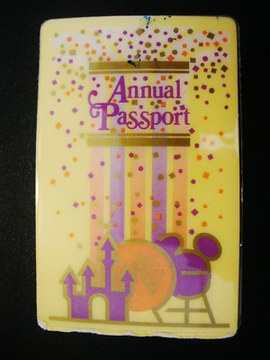 Walt Disney World 3-Park Annual Passport Photo ID Card 1990 Bar Code ...