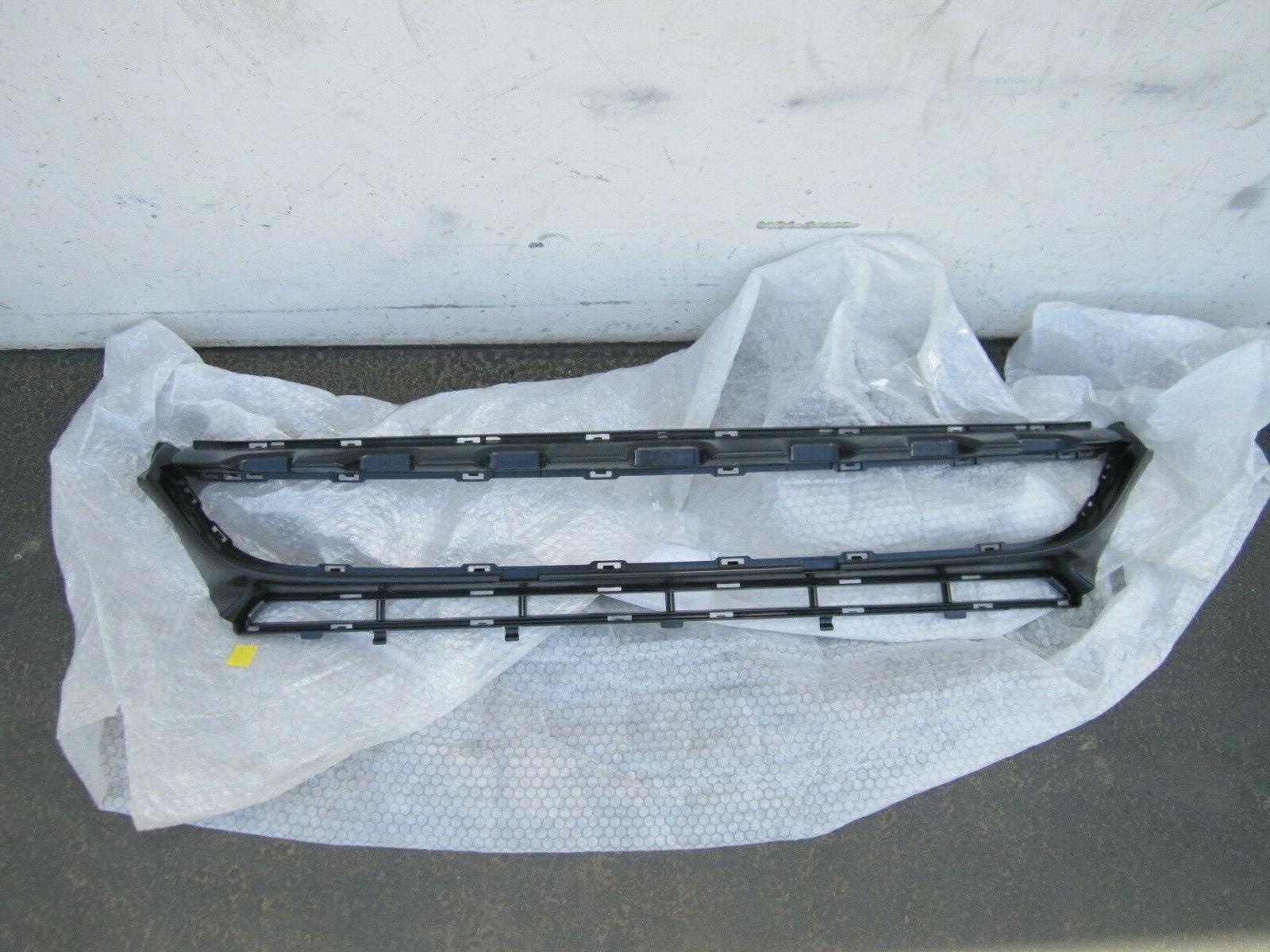 Mercedes-bens SL R231 Front Bumper Lower Panel A2318852300 Genuine for ...