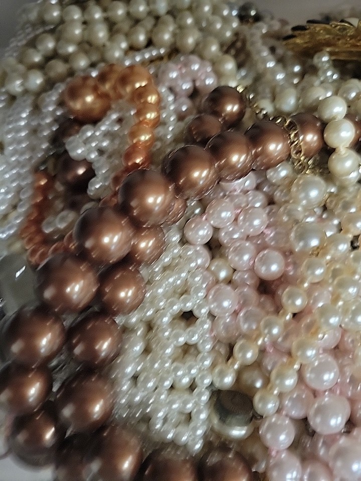 One Pound Jewelry Lot Vintage To Now Fashion Jewelry All Wearable Clean ...