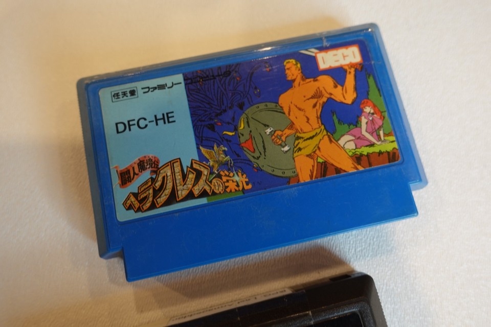 2X Vintage NINTENDO FAMICOM NES Electronic Video game cartridge LOT #2 ...