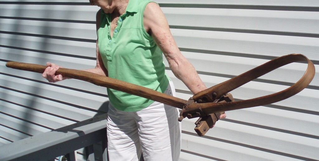 DUTCH HUNTING ARTIFACT ?? RARE PRIMITIVE ANTIQUE MECHANICAL YOKE ...