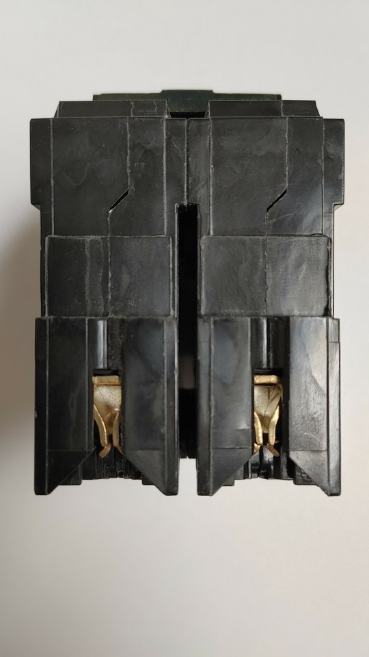 GE General Electric THQL2170 70-Amp 2-Pole 120/240VAC Breaker | eBay