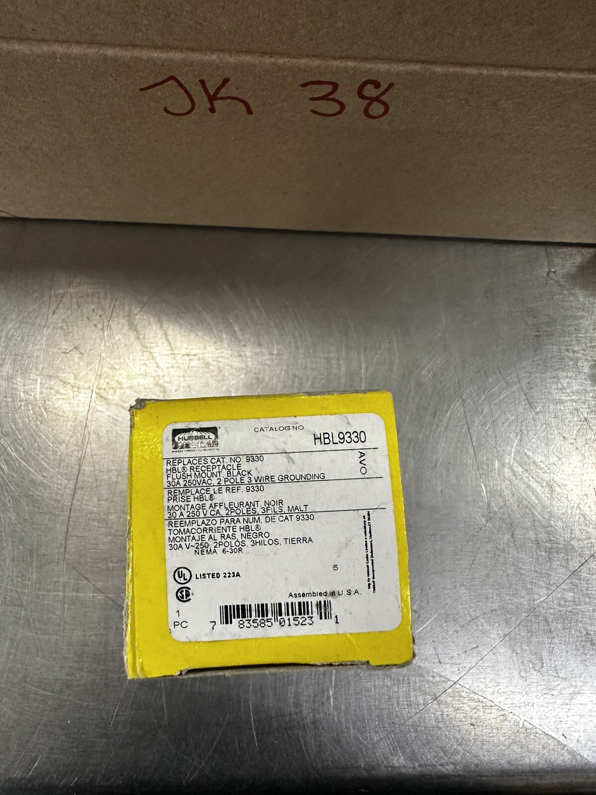HUBBELL HBL9330 RECEPTACLE Flush Mount 30A 250VAC 2 POLE Grounding New ...
