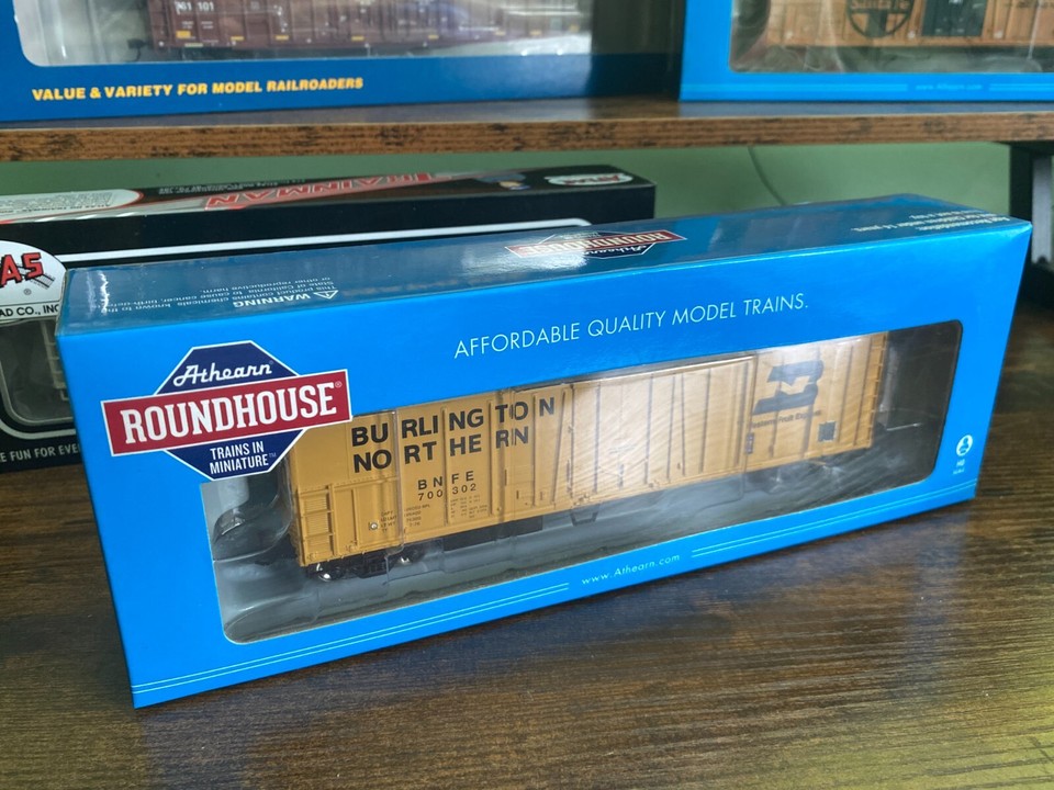 HO Scale Train Cars Freight Railcars Rolling Stock Boxcar, Hopper ...