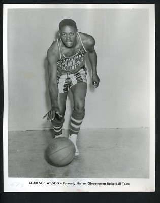 Clarence Wilson 1960 Harlem Globetrotters Press Photo dribbling pose | eBay