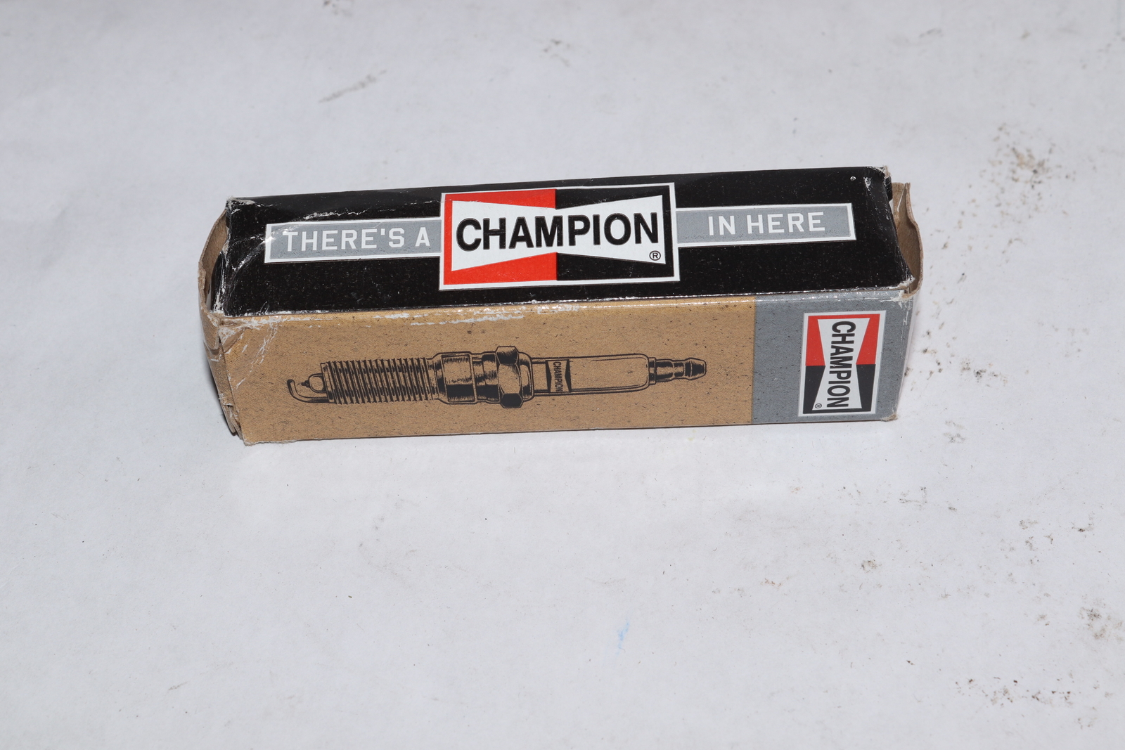 (4) Champion Spark Plugs NOS 570 Re14mcc4 Copper Plus for sale online ...