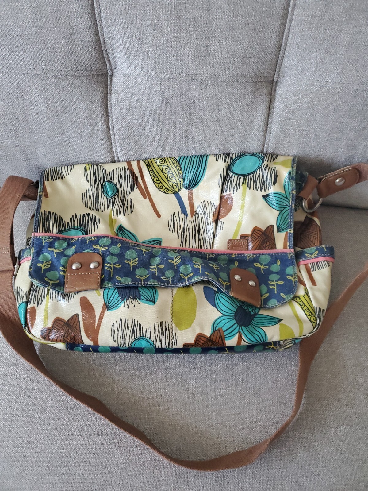 Fossil Key-Per Coated Canvas Leather Trim Messenger C… - Gem