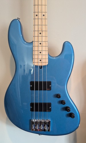 Warmoth Jazz Bass - Lake Placid Blue, Maple Body, Warmoth Neck, EMG TWX ...