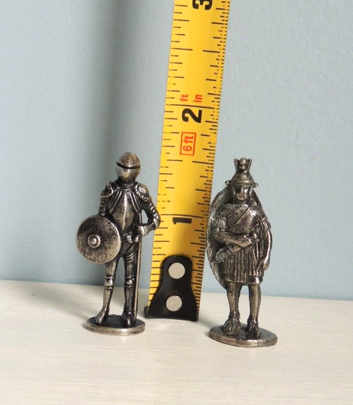 Miniature Knights Metal Figurine Set Armor Swords Shields Conquistador ...