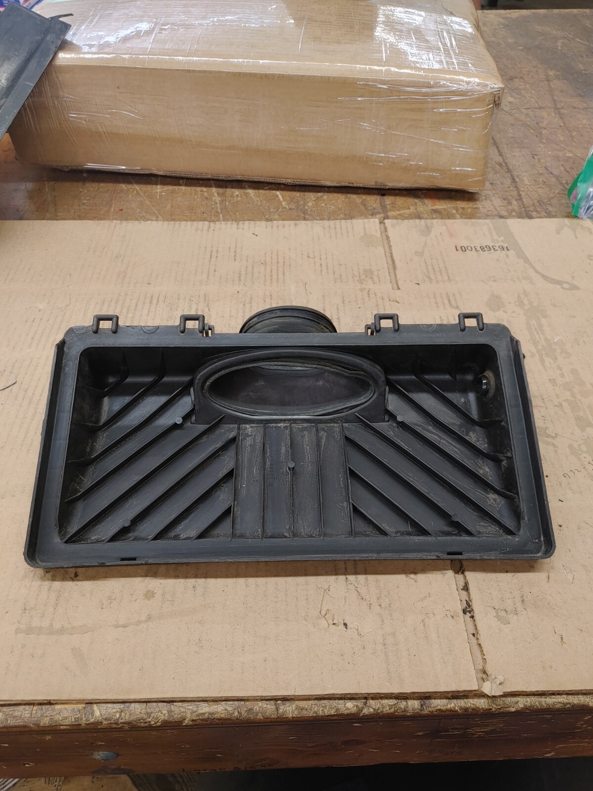 2001 2002 2003 2004 C5 Corvette Air Cleaner Intake Cover Lid ORIG. GM ...