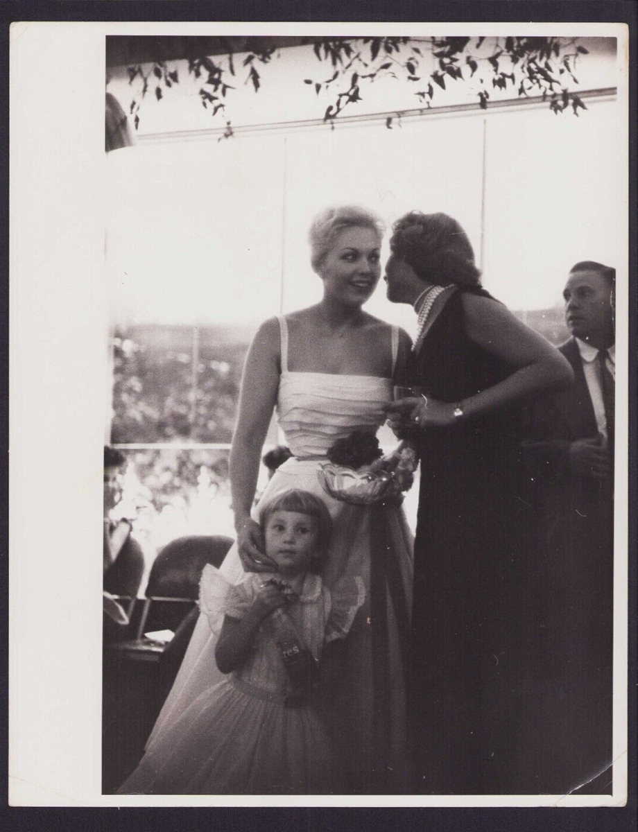Kim Novak Young