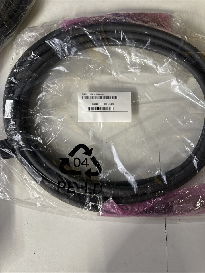 HITACHI SAS SC5 3285194-C ENC MINI SAS EXTERNAL CABLE 5M | eBay