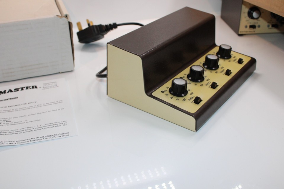 Gaugemaster Model Q Cased 4 Four Track Analogue Speed Controller - Part ...