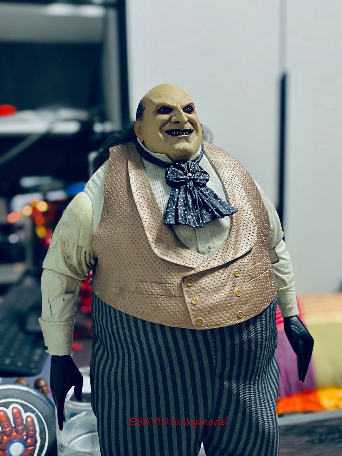 NECA 61443 Batman Returns Mayor Penguin 1/4 18 inchi Action Figure In ...