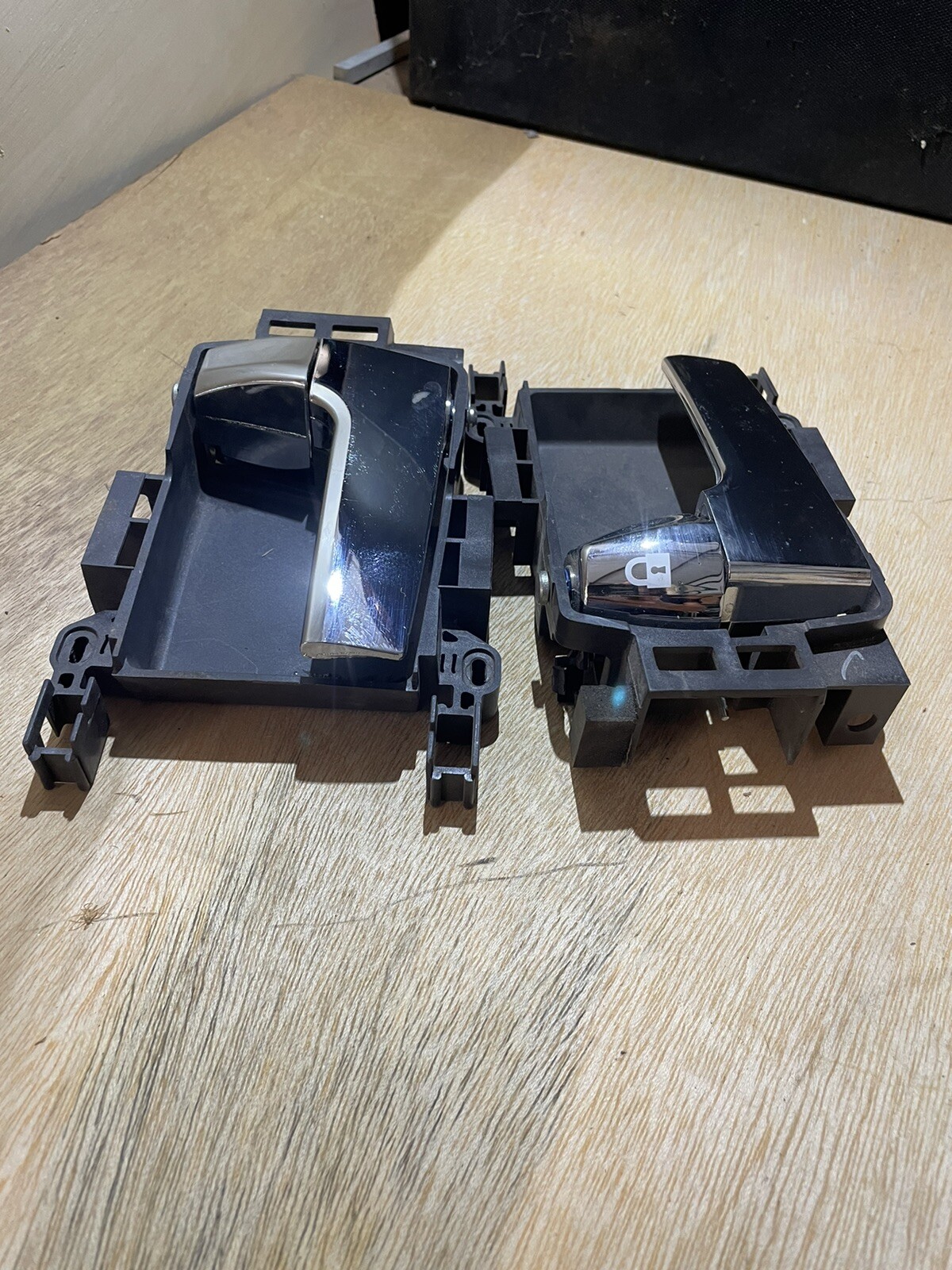 2014 Kenworth T660 Pair Door Handles Interior,50399AA | eBay