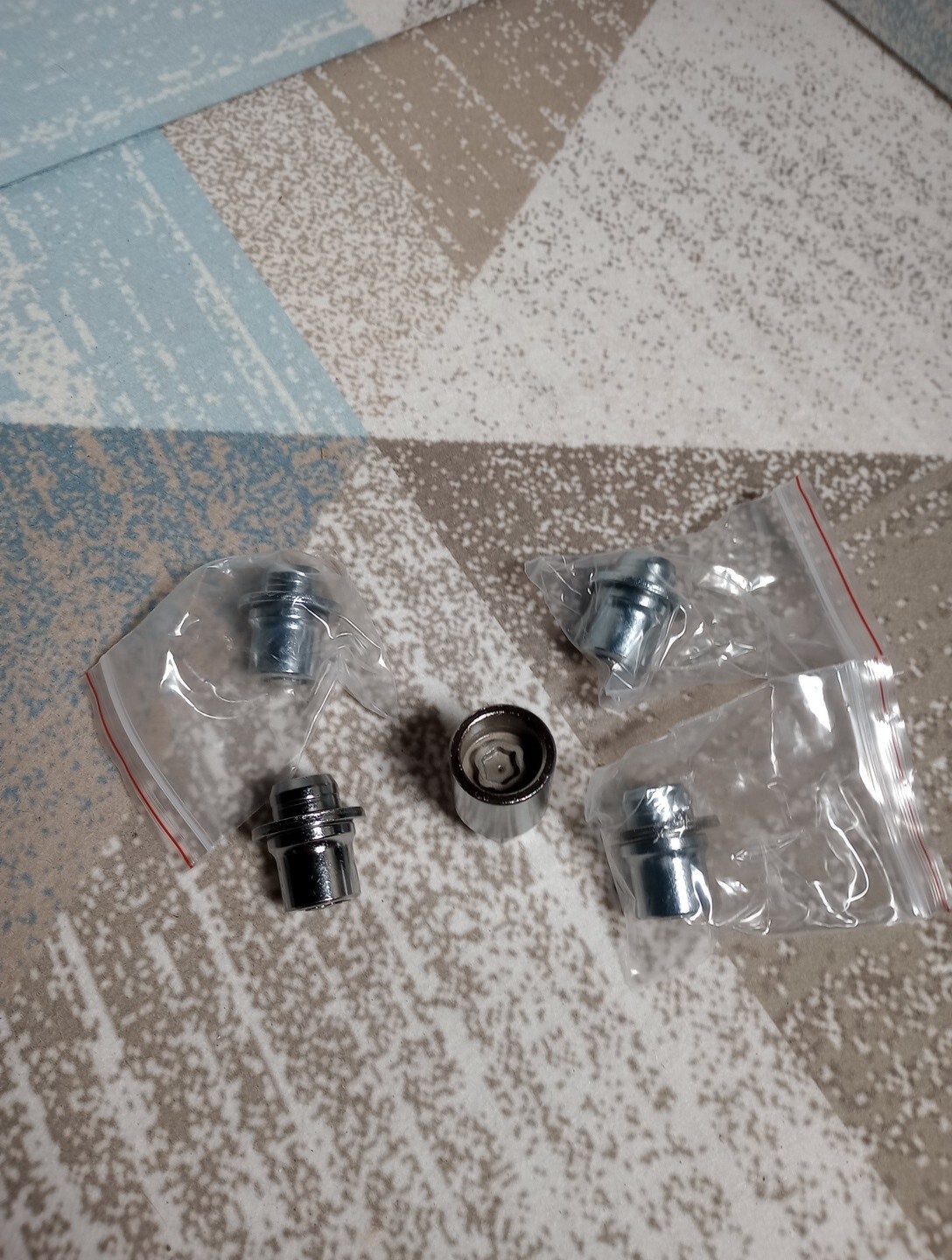 Toyota Wheel Lock Set Part# C0276-00900 OEM NOP for sale online | eBay