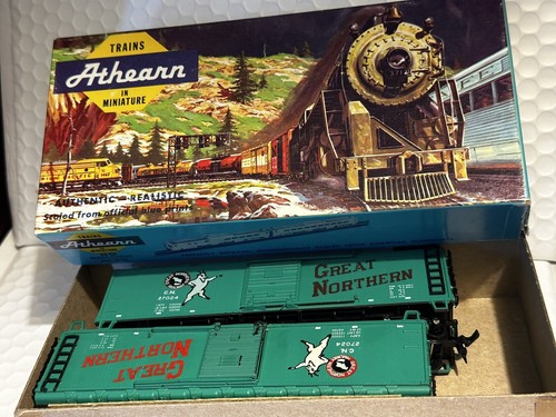 Athearn Trains in Miniature 2PCS GREEN GREAT NORTHERN 40' BOX CAR 27024 ...