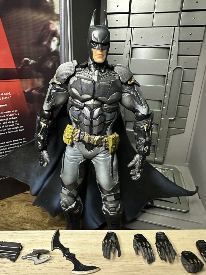 Play Arts Kai Batman Arkham Knight No.1 Batman Action Figure Square ...