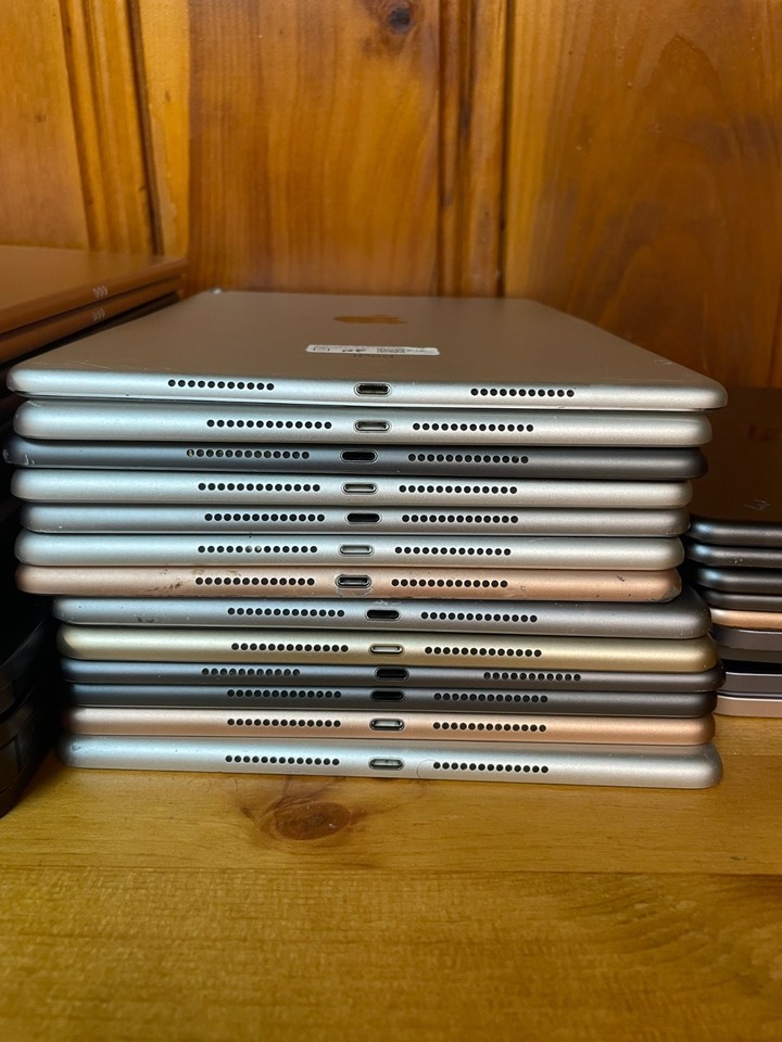 Defective - Lot of 38 Assorted Apple iPads - Read Description | eBay