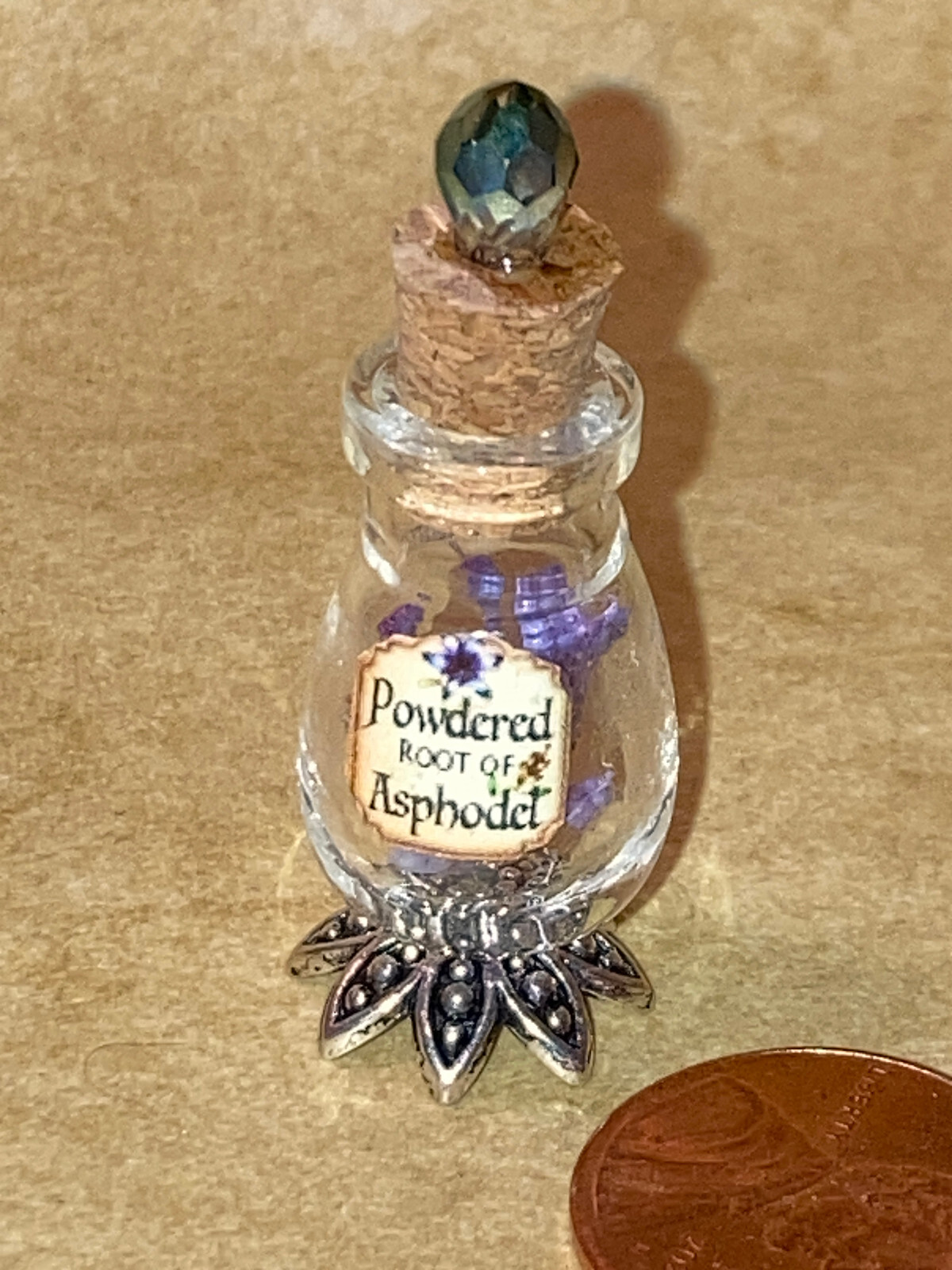 Magic Wizard Glass Metal Potion Bottles Powdered Root of Asphodel ...