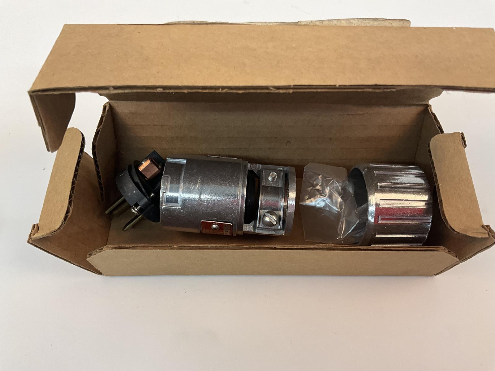 Killark Ugp-15231qwww Plug 125vac 60 Hz 15a 1 HP and Outlet for sale ...