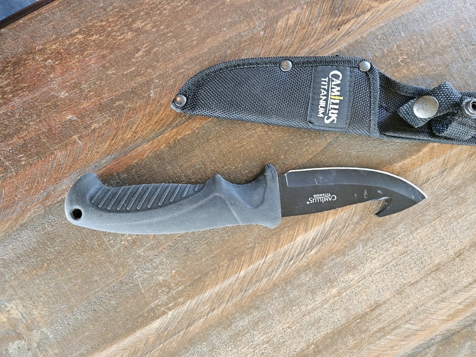 CAMILLUS TITANIUM 440 HUNTING KNIFE W/SHEATH | eBay