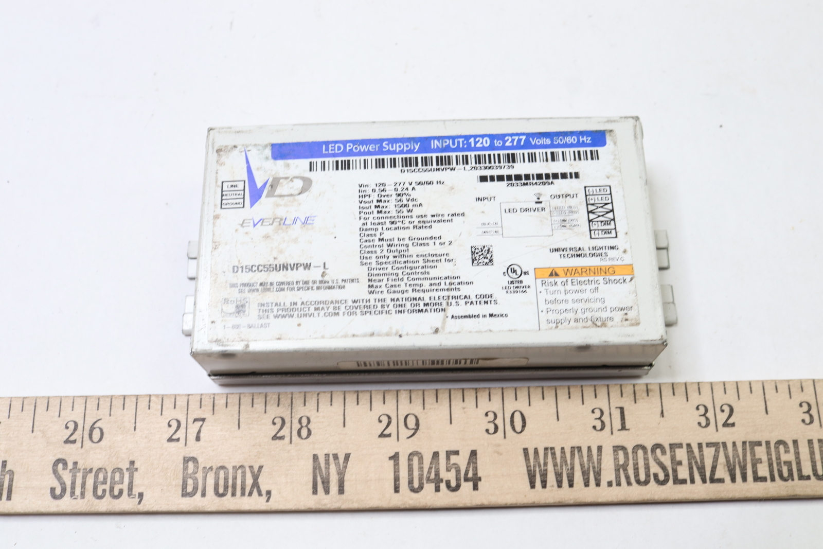 Scuffed/scratched Everline D15cc55unvpw-l Programable LED Driver Ships ...