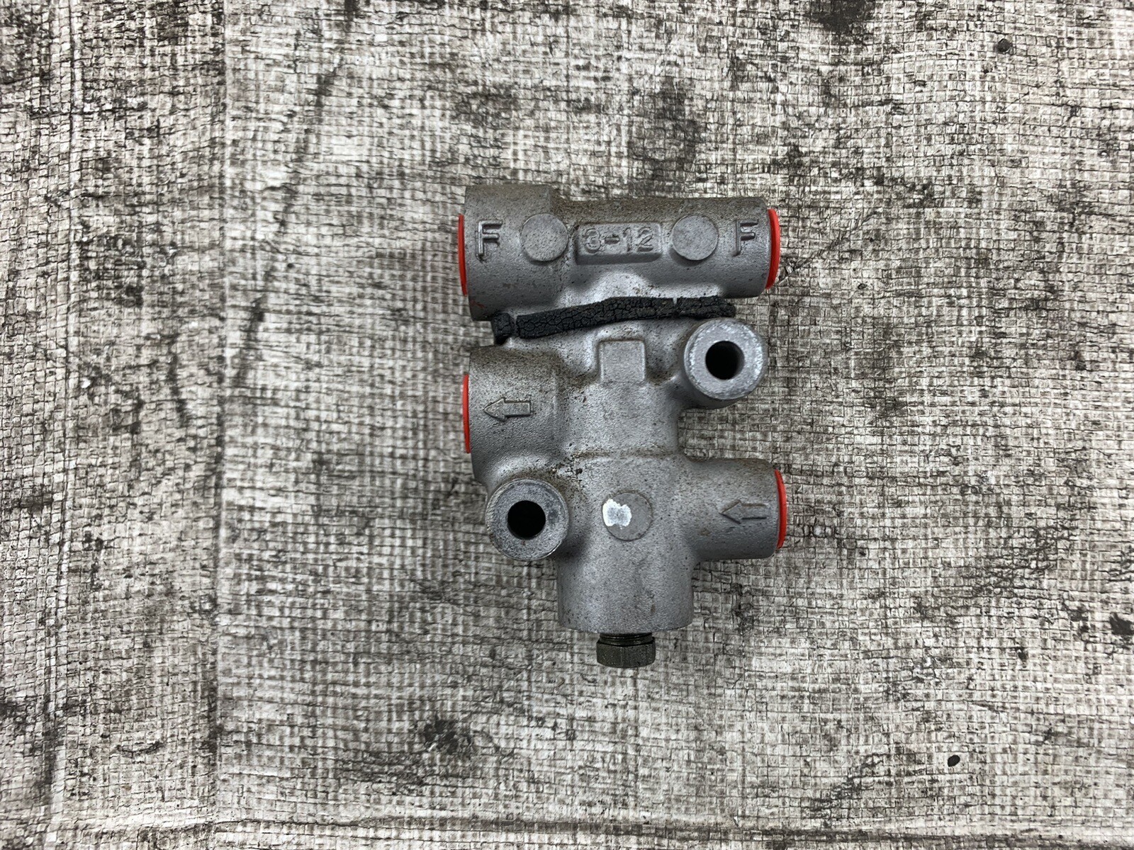 2001-2005 Mazda Miata Mx5 Oem Brake Master Proportioning Valve W/ ABS ...