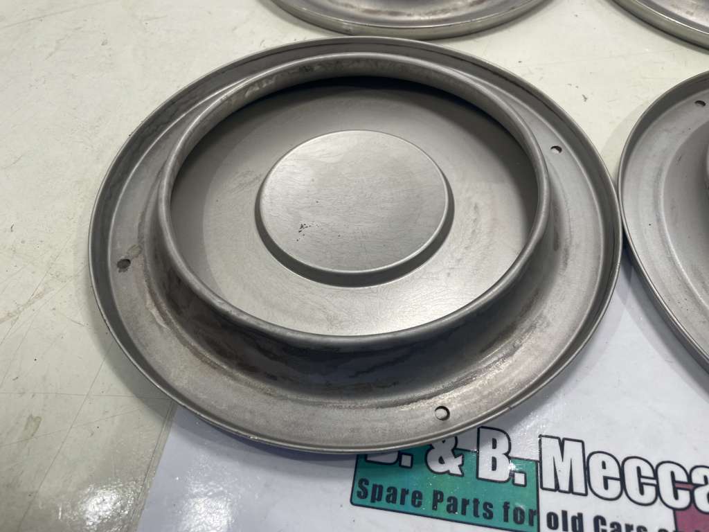 Set 4 Cups Hubcaps Bolts Wheels Original BMW Car Old Vintage (HK57) | eBay