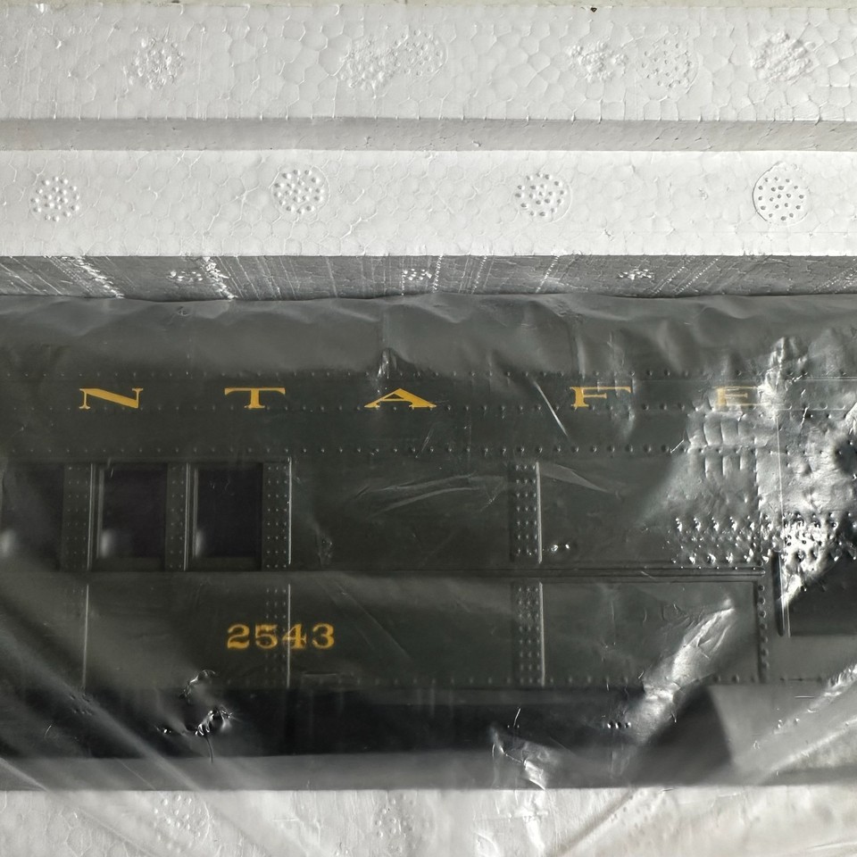 MTH Electric Trains 20-4149 Scale Madison Combine Diner Passenger Car ...