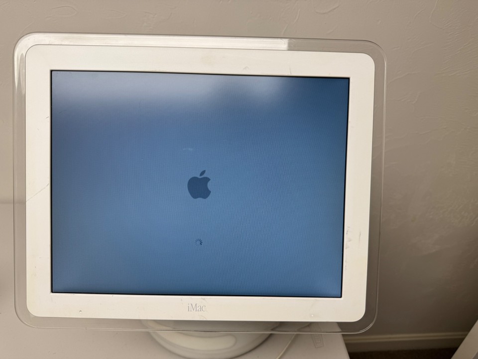 Apple G4 Computer 15 Screen 800 MHZ 256 MB/ 60HD. Parts Or Repair | eBay