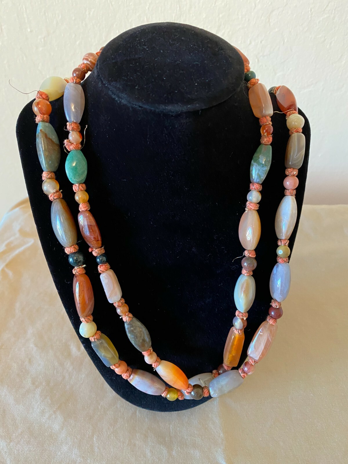 Vintage Mixed Agate Multi-Colored Tumbled Gemstone Ne… - Gem