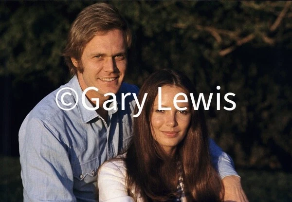 Roger Davis Jaclyn Smith