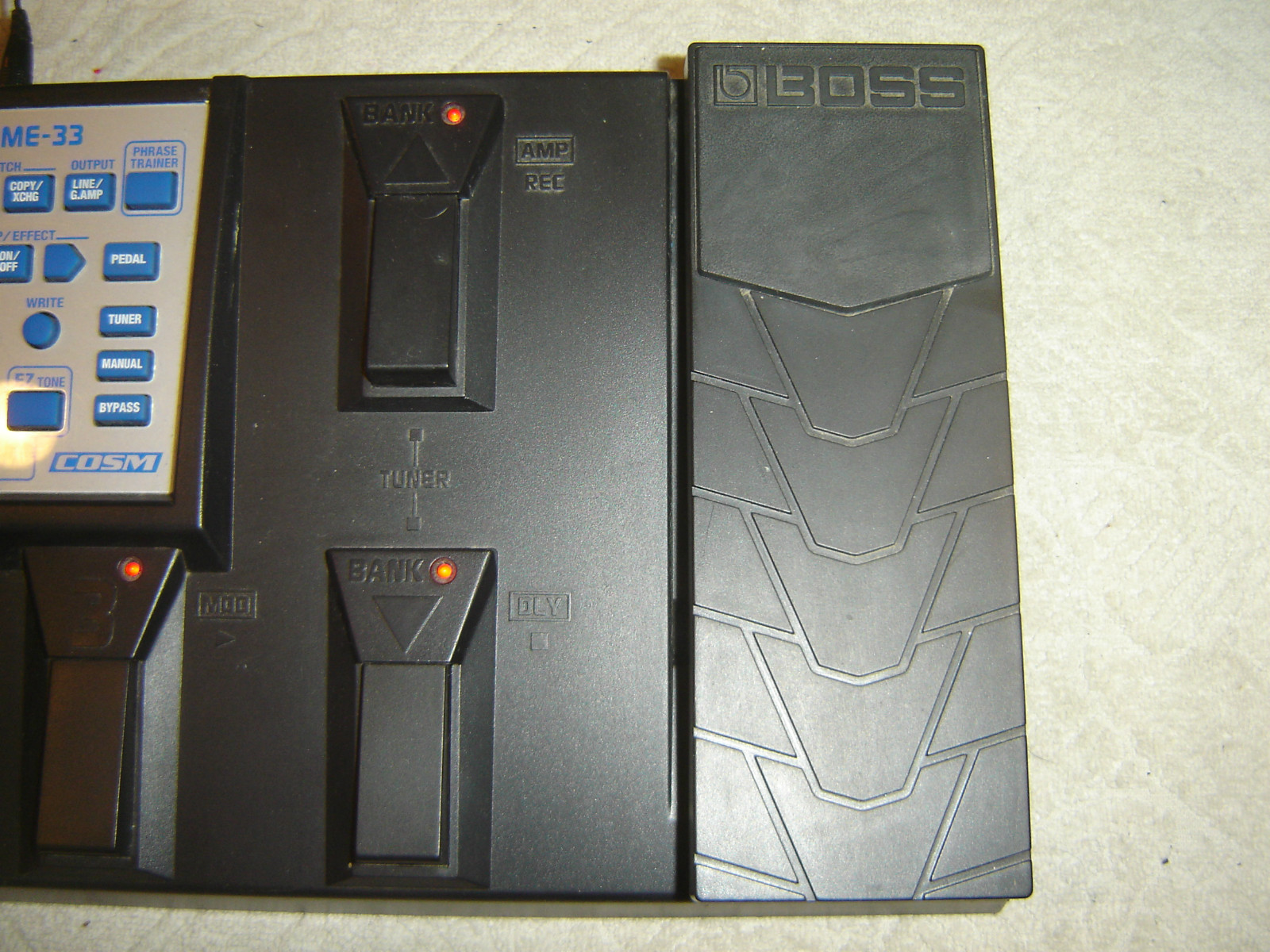 Boss ME-33, Guitar Multiple Effects, FX, Delay Reverb Distortion ...