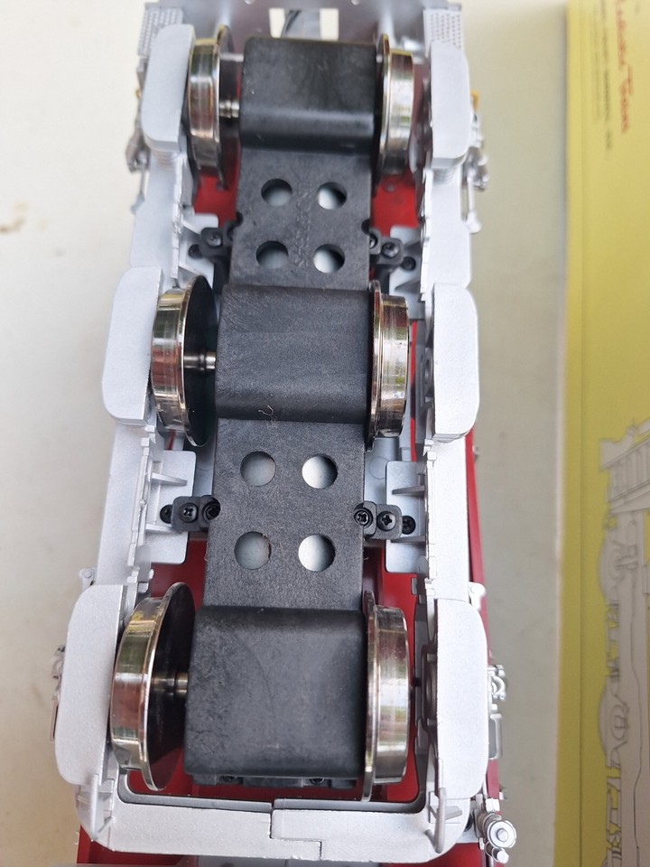 Aristocraft G Scale Santa Fe Dash 9 | eBay