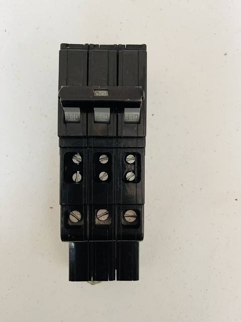Cutler Hammer CHB3100 3 Pole 100 Amps Circuit Breaker for sale online ...