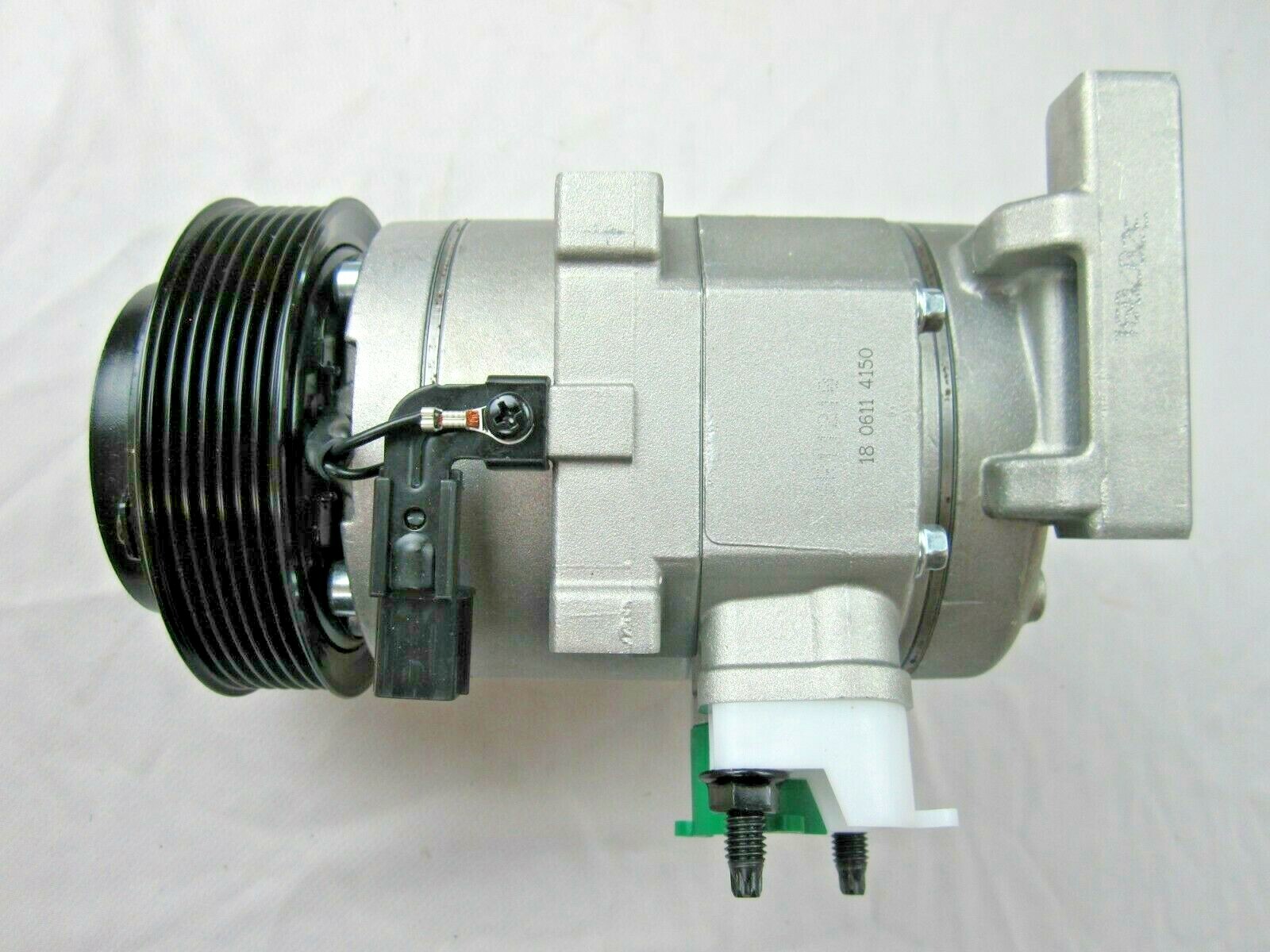 GENUINE A/C COMPRESSOR & CLUTCH FOR HYUNDAI GRAND STAREX i800 OE# 97701 ...