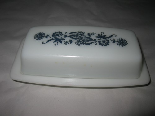 VINTAGE PYREX COVERED BUTTER DISH BLUE ONION PATTERN EXC COND | eBay