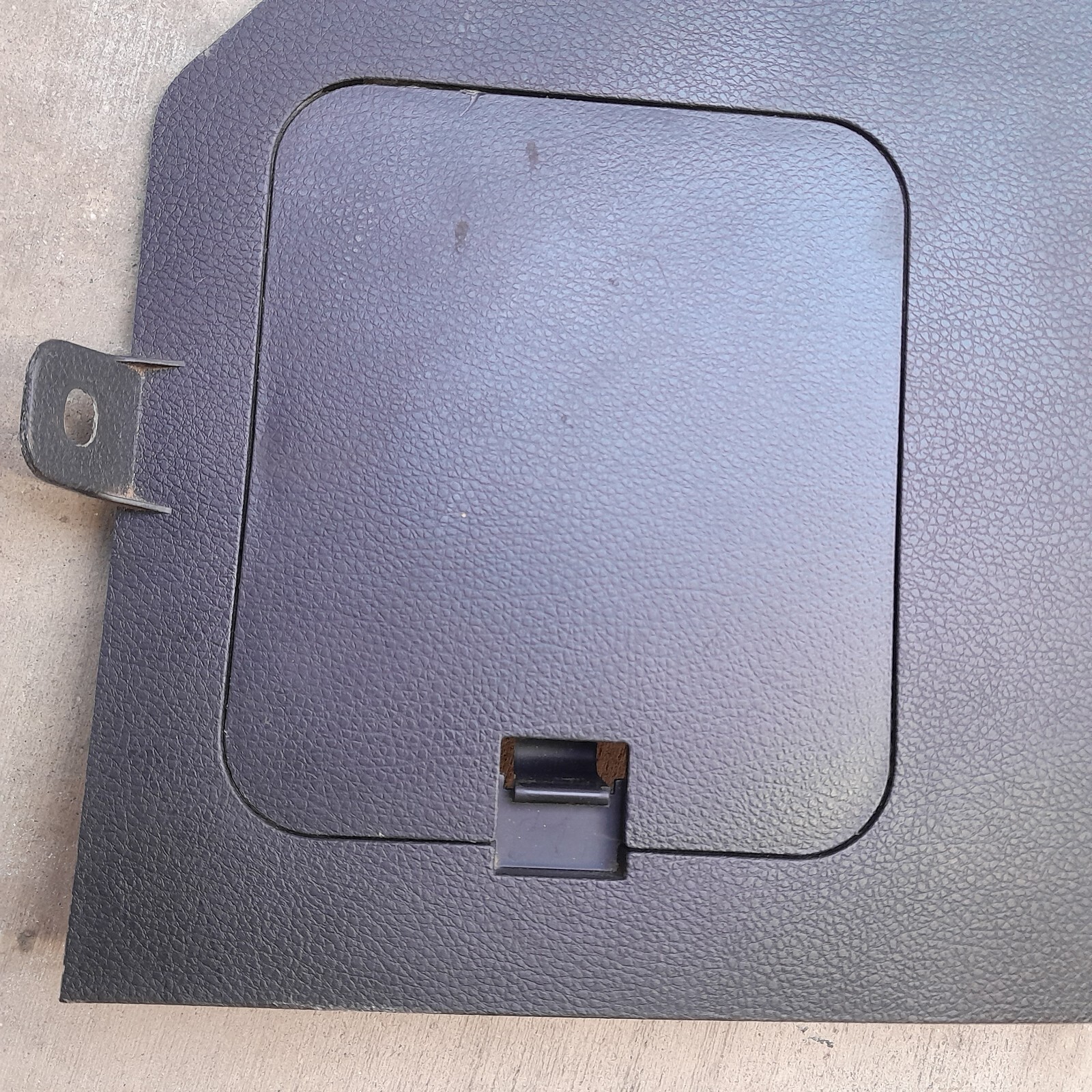 03-08 NISSAN 350Z LEFT Driver Kick Panel Footwell Cover Trim Molding ...