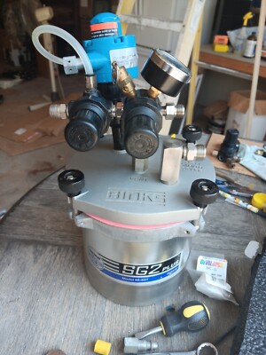 BINKS- 80-651 SG2 PLUS 2 Qt ROTARY PAINT PRESSURE CUP | eBay