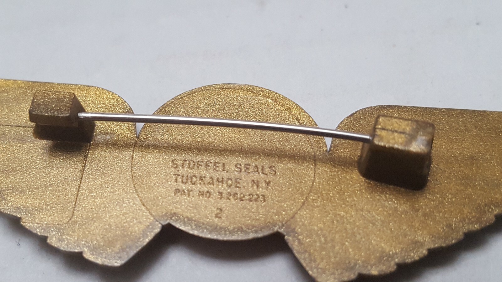 VINTAGE NORTHWEST AIRLINES 'Stoffel Seals' old PLASTIC FLIGHT WINGS PIN ...