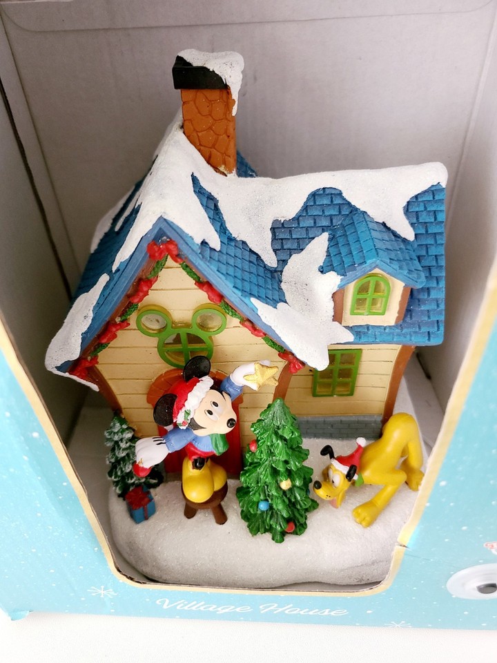 ALDI DISNEY VILLAGE CHRISTMAS VILLAGE HOUSE 2024 MICKEY & DOG PLUTO ...