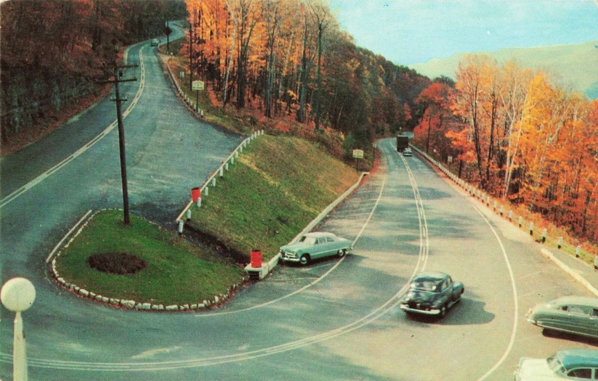 Hairpin Turn Mohawk Trail 616 Mohawk Trail Image: PICRYL Public