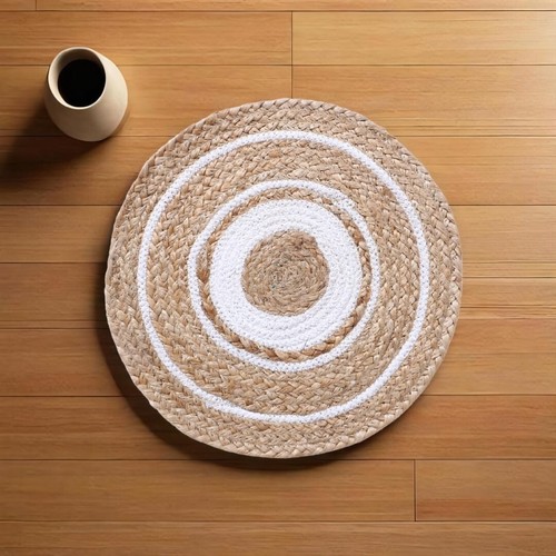 Beautiful round rug with natural jute fiber for home decor Beautiful ...